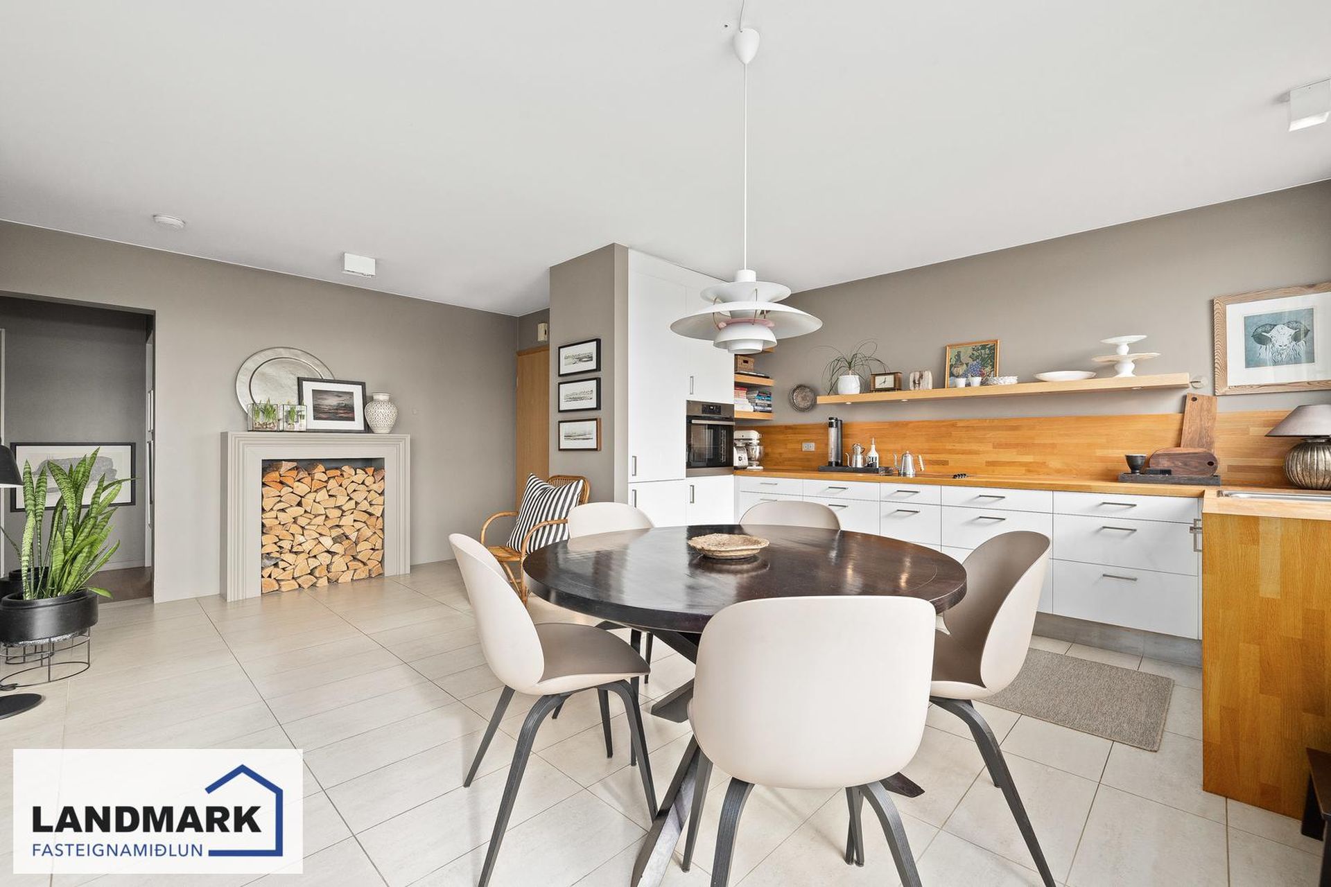 Efstaland 10, 108 Reykjavík | Fasteignavefurinn Fastinn