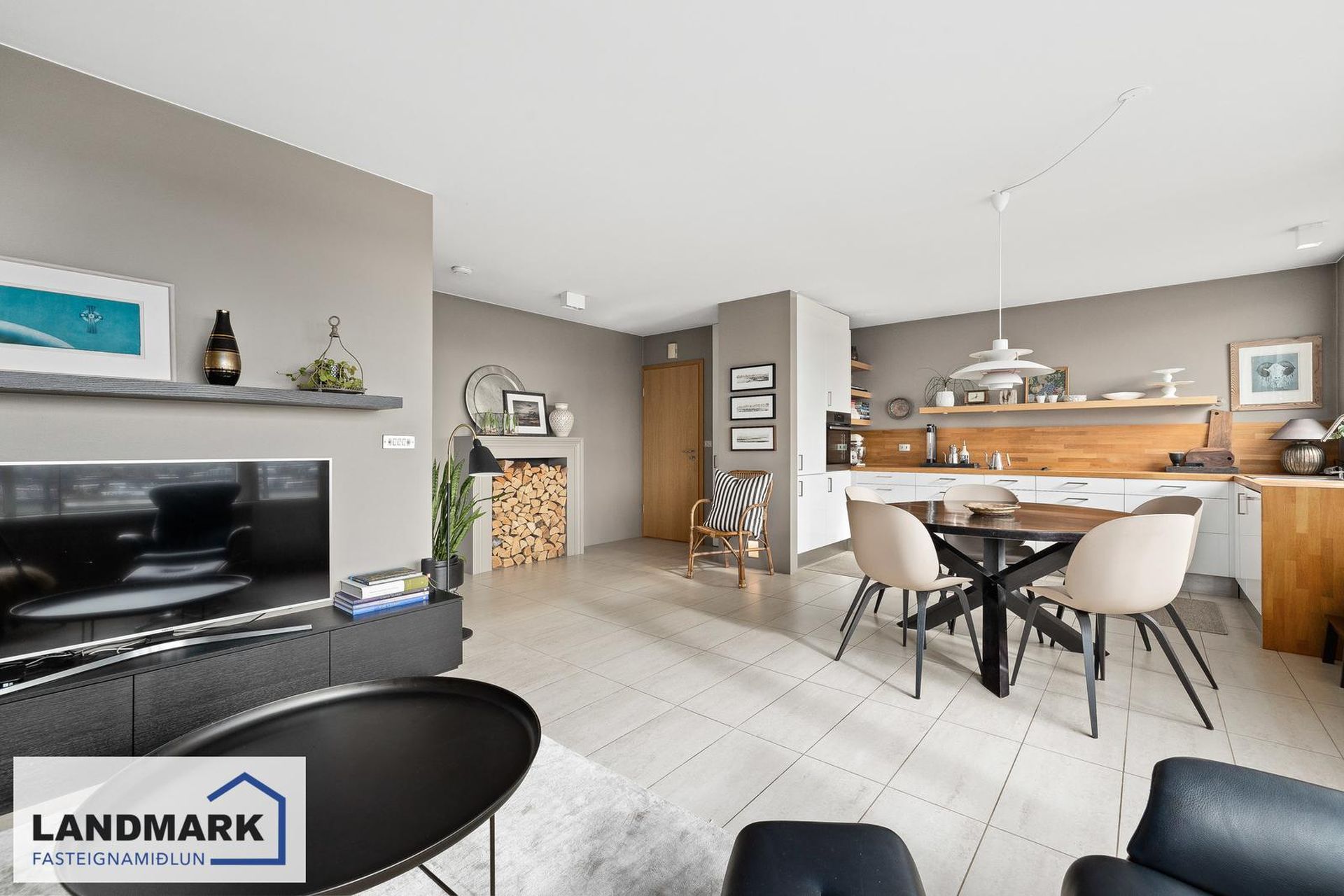 Efstaland 10, 108 Reykjavík | Fasteignavefurinn Fastinn