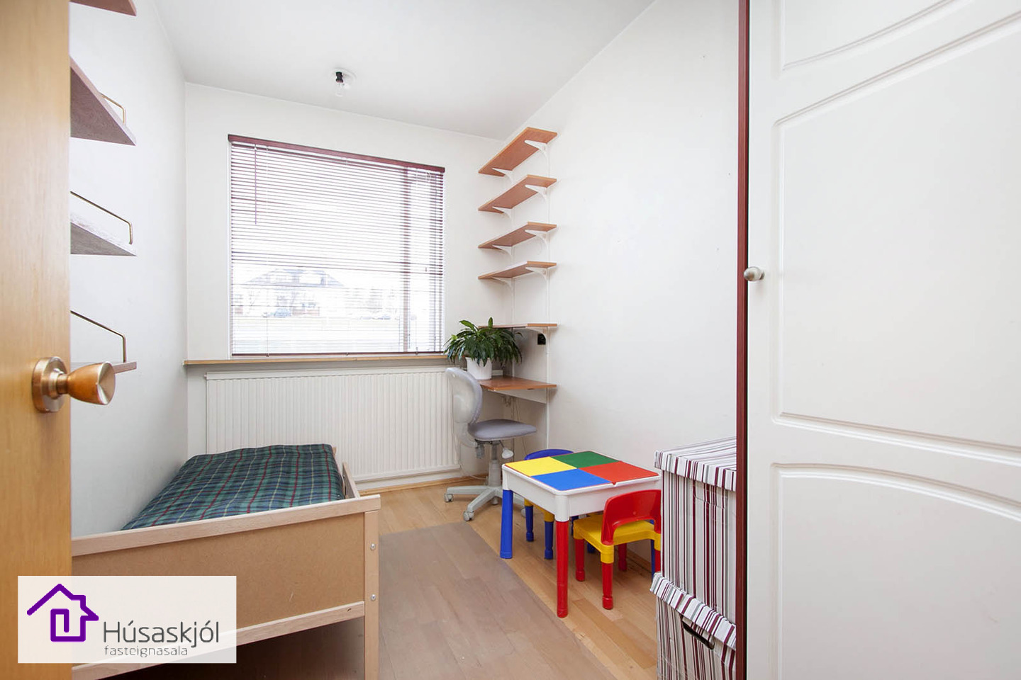 Efstaland 24, 108 Reykjavík | Fasteignavefurinn Fastinn