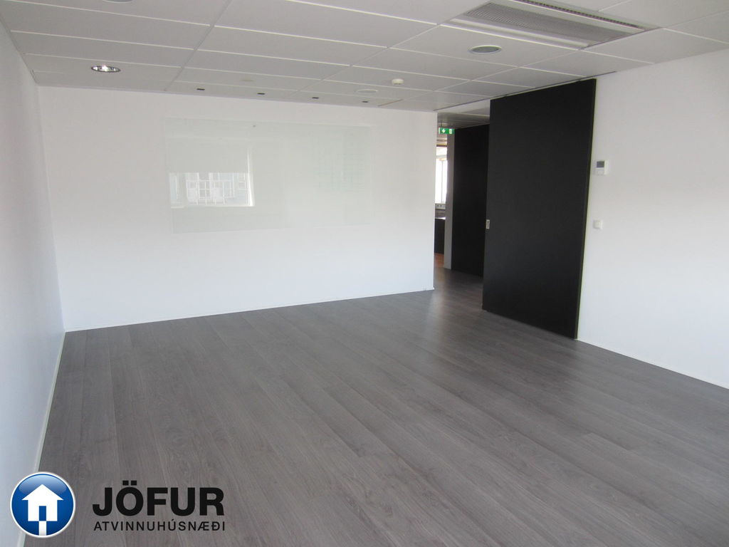 Laugavegur 77, 101 Reykjavík | Fasteignavefurinn Fastinn