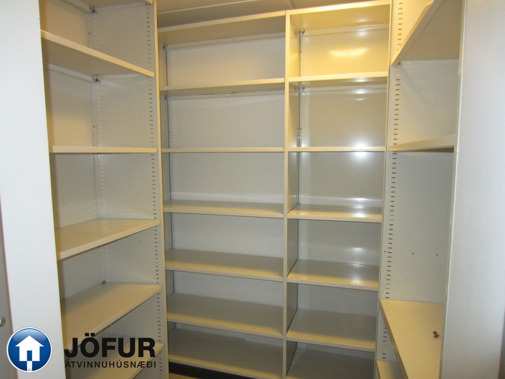 Laugavegur 77, 101 Reykjavík | Fasteignavefurinn Fastinn